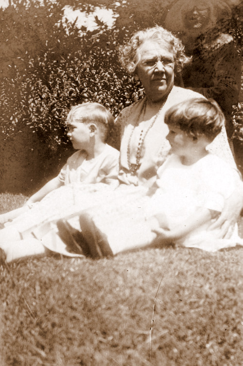 Eva Edith Miller Van Dusen Fish